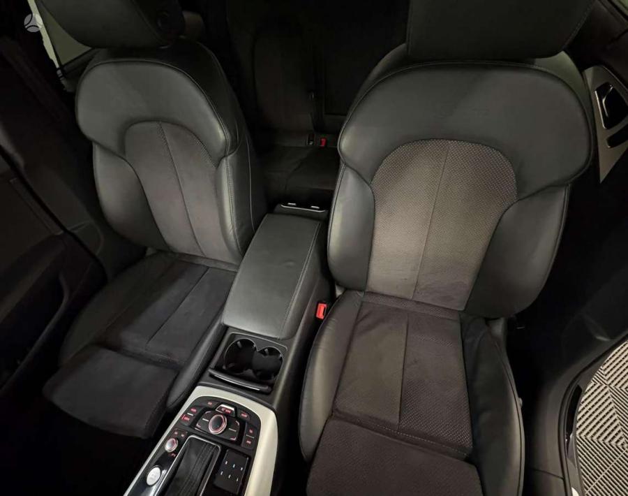 Black Audi A6 2012 in Marijampole, with an engine capacity of 2.97 L and mileage of 262 thousand km for 12750 €, photo 29 on AUTOMOTO.COM.LV