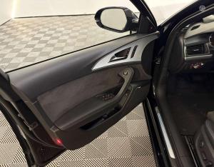 Black Audi A6 2012 in Marijampole, with an engine capacity of 2.97 L and mileage of 262 thousand km for 12750 €, photo 36 on AUTOMOTO.COM.LV