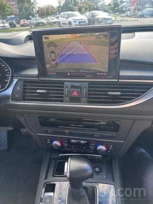 Black Audi A6 2012 in Riga, with an engine capacity of 3.00 L and mileage of 195 thousand km for 13500 €, photo 10 on AUTOMOTO.COM.LV