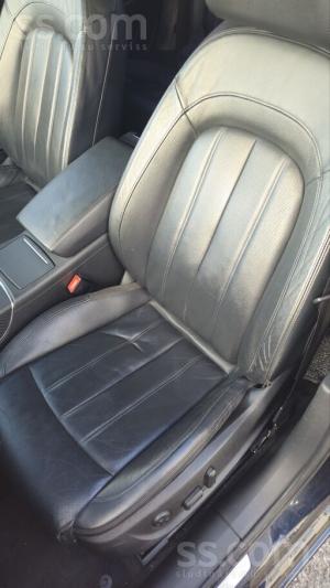 Black Audi A6 2012 in Riga, with an engine capacity of 3.00 L and mileage of 195 thousand km for 13500 €, photo 18 on AUTOMOTO.COM.LV