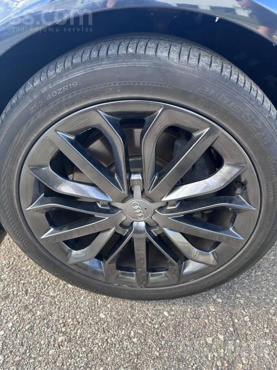 Black Audi A6 2012 in Riga, with an engine capacity of 3.00 L and mileage of 195 thousand km for 13500 €, photo 23 on AUTOMOTO.COM.LV