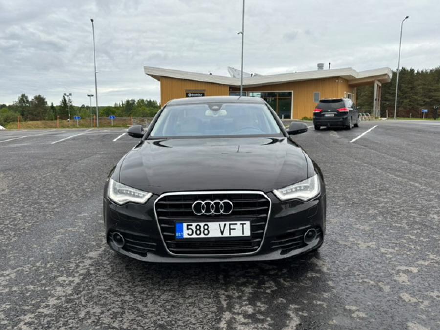 Black Audi A6 2012 in Narva, with an engine capacity of 3.00 L and mileage of 362 thousand km for 6990 €, photo 4 on AUTOMOTO.COM.LV