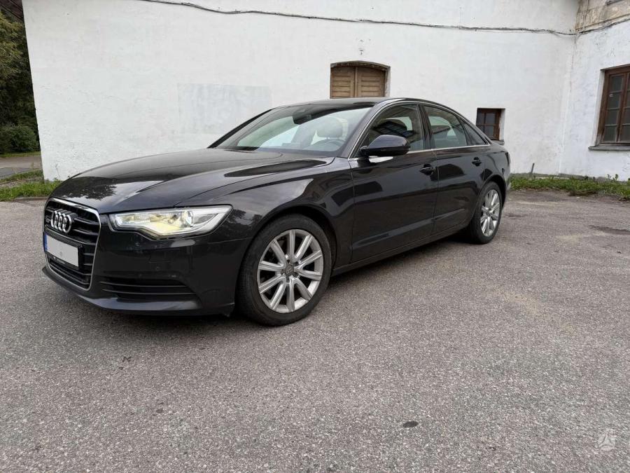 Melns Audi A6 2012 Viļņa, ar dzinēja tilpumu 2.97 L un nobraukumu 332 tūkst. km par 8000 €, foto 1 vietnē AUTOMOTO.COM.LV