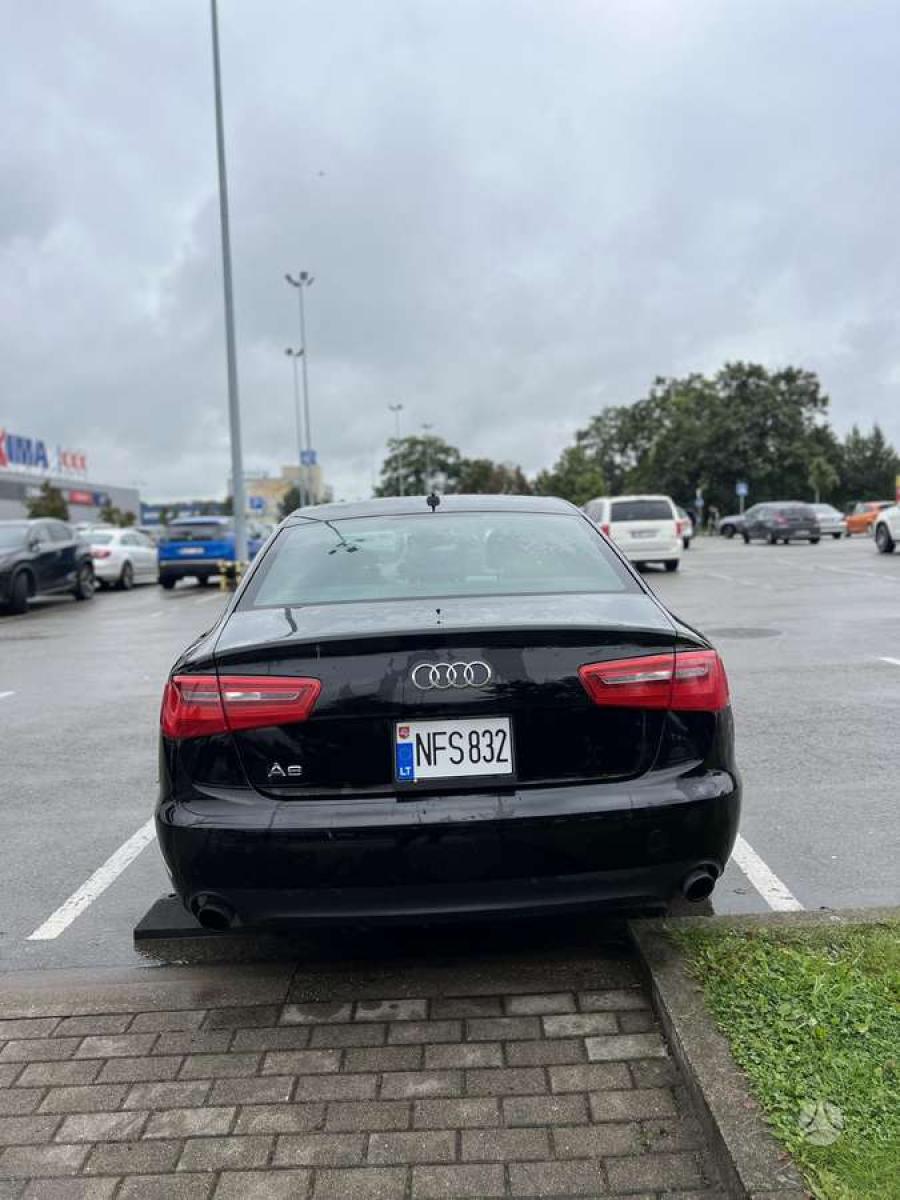 Black Audi A6 2013 in Klaipeda, with an engine capacity of 2.00 L and mileage of 237 thousand km for 9400 €, photo 3 on AUTOMOTO.COM.LV