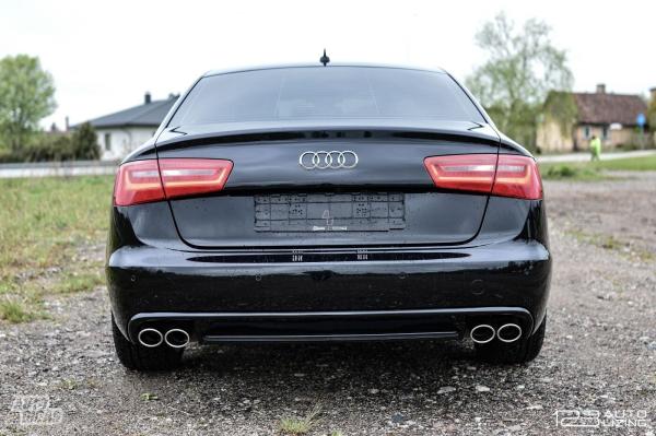 Black Audi A6 2013 in Kretinga, with an engine capacity of 3.00 L and mileage of 256 thousand km for 12850 €, photo 7 on AUTOMOTO.COM.LV