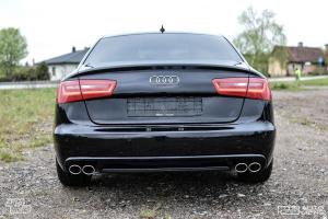 Black Audi A6 2013 in Kretinga, with an engine capacity of 3.00 L and mileage of 256 thousand km for 12850 €, photo 8 on AUTOMOTO.COM.LV