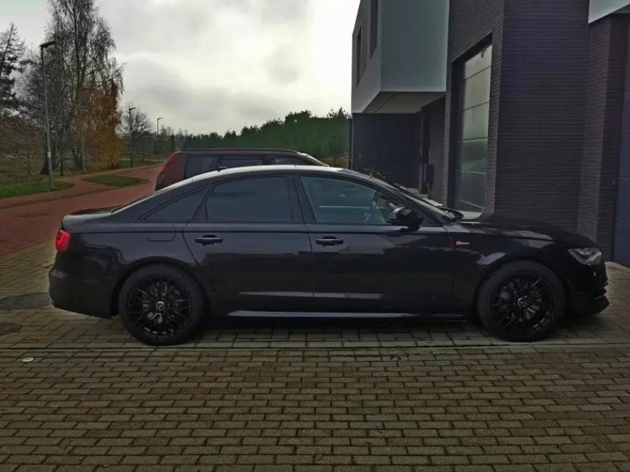 Black Audi A6 2013 in Riga, with an engine capacity of 3.00 L and mileage of 219 thousand km for 16100 €, photo 6 on AUTOMOTO.COM.LV