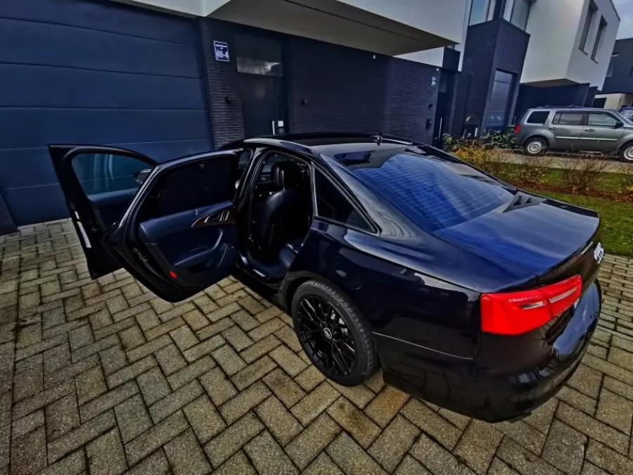 Black Audi A6 2013 in Riga, with an engine capacity of 3.00 L and mileage of 219 thousand km for 16100 €, photo 11 on AUTOMOTO.COM.LV