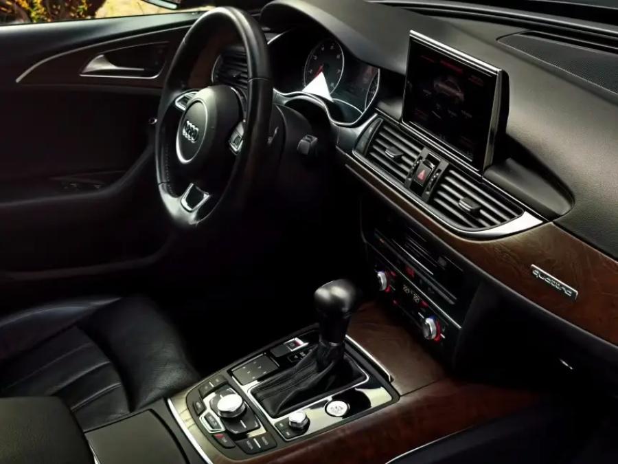 Black Audi A6 2013 in Riga, with an engine capacity of 3.00 L and mileage of 219 thousand km for 16100 €, photo 20 on AUTOMOTO.COM.LV