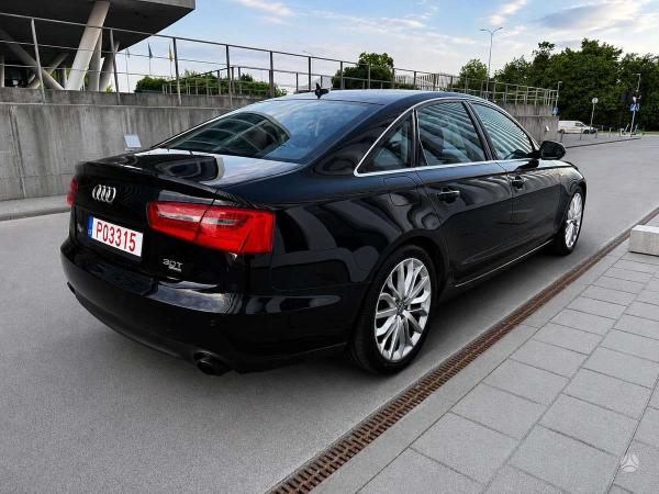 Black Audi A6 2013 in Vilnius, with an engine capacity of 3.00 L and mileage of 264 thousand km for 7999 €, photo 6 on AUTOMOTO.COM.LV
