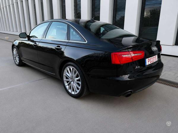 Black Audi A6 2013 in Vilnius, with an engine capacity of 3.00 L and mileage of 264 thousand km for 7999 €, photo 8 on AUTOMOTO.COM.LV
