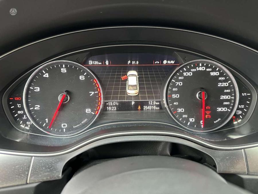 Melns Audi A6 2013 Viļņa, ar dzinēja tilpumu 3.00 L un nobraukumu 254 tūkst. km par 6600 €, foto 11 vietnē AUTOMOTO.COM.LV