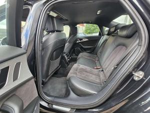 Black Audi A6 2013 in Kretinga, with an engine capacity of 2.97 L and mileage of 298 thousand km for 10899 €, photo 20 on AUTOMOTO.COM.LV