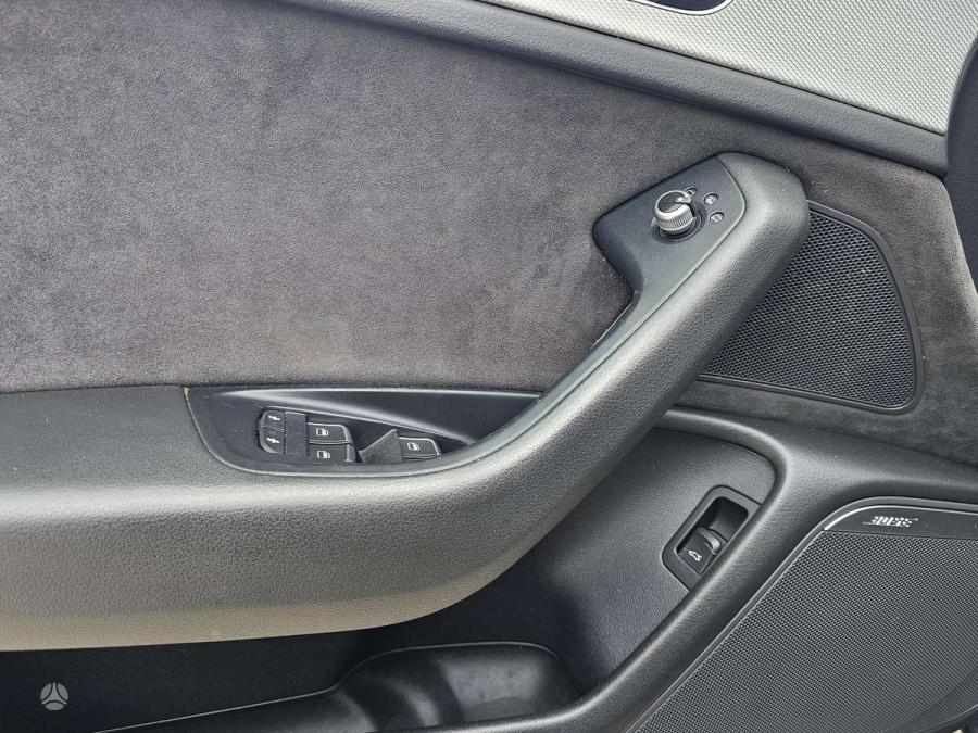 Black Audi A6 2013 in Kretinga, with an engine capacity of 2.97 L and mileage of 298 thousand km for 10899 €, photo 22 on AUTOMOTO.COM.LV
