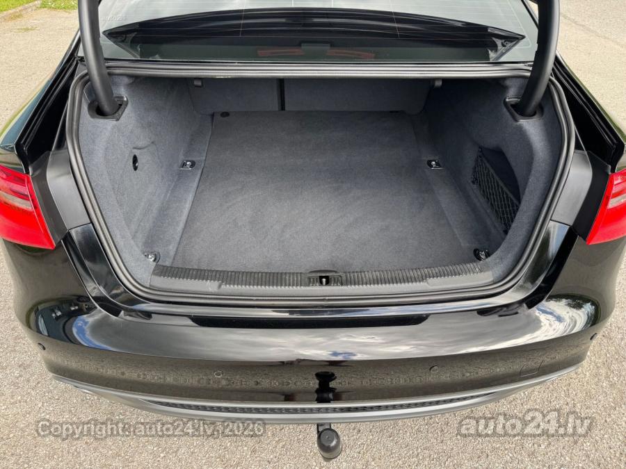 Black Audi A6 2013 in Rapla, with an engine capacity of 3.00 L and mileage of 213 thousand km for 11400 €, photo 21 on AUTOMOTO.COM.LV