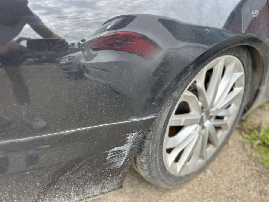 Melns Audi A6 2013 Utena, ar dzinēja tilpumu 2.97 L un nobraukumu 263 tūkst. km par 5700 €, foto 5 vietnē AUTOMOTO.COM.LV