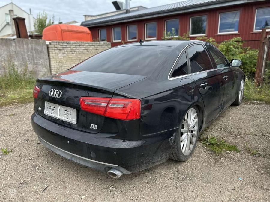 Melns Audi A6 2013 Utena, ar dzinēja tilpumu 2.97 L un nobraukumu 263 tūkst. km par 5700 €, foto 6 vietnē AUTOMOTO.COM.LV