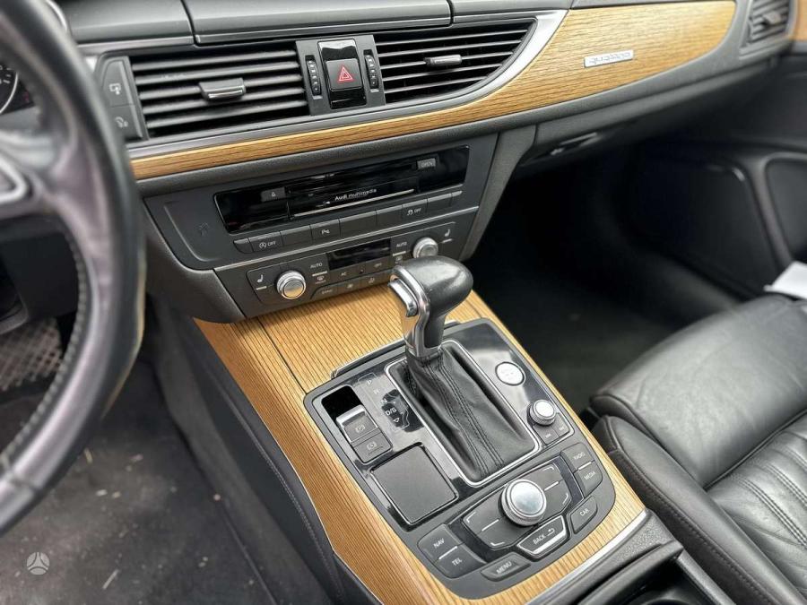 Melns Audi A6 2013 Utena, ar dzinēja tilpumu 2.97 L un nobraukumu 263 tūkst. km par 5700 €, foto 15 vietnē AUTOMOTO.COM.LV