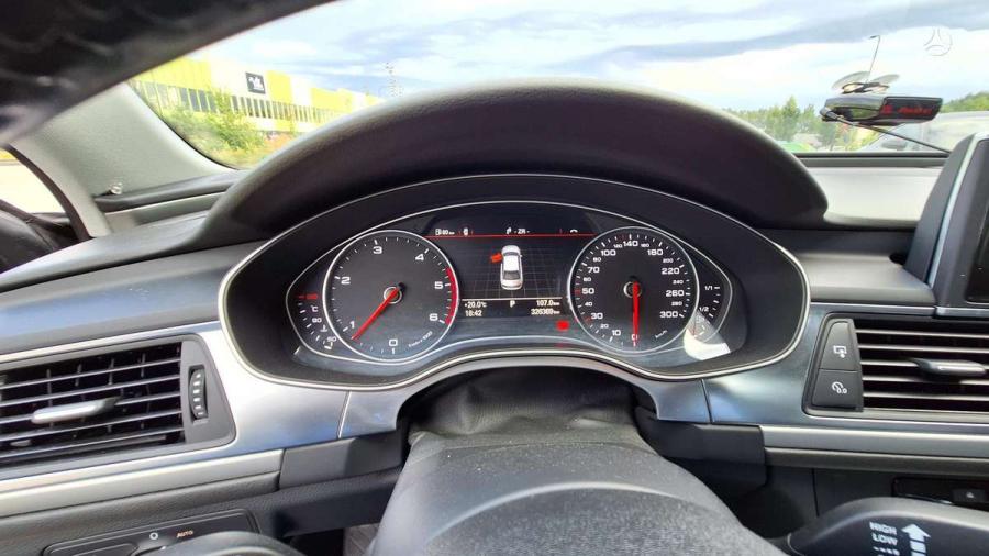 Black Audi A6 2013 in Vilnius, with an engine capacity of 2.97 L and mileage of 326 thousand km for 9400 €, photo 13 on AUTOMOTO.COM.LV