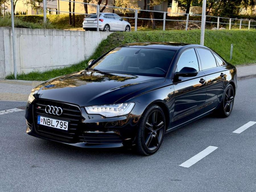 Black Audi A6 2013 in Vilnius, with an engine capacity of 3.00 L and mileage of 296 thousand km for 7900 €, photo 1 on AUTOMOTO.COM.LV