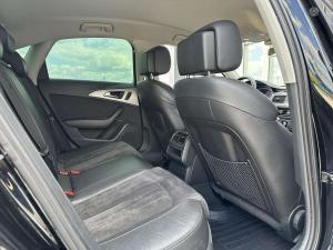 Black Audi A6 2014 in Vilnius, with an engine capacity of 2.97 L and mileage of 388 thousand km for 7500 €, photo 11 on AUTOMOTO.COM.LV
