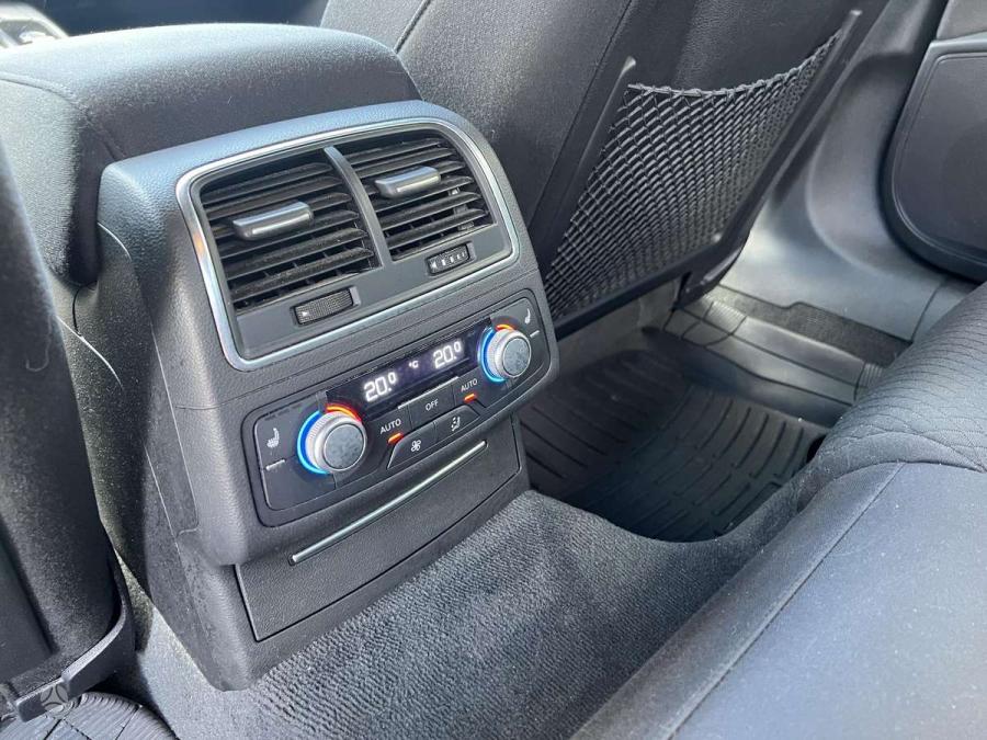 Black Audi A6 2014 in Kaunas, with an engine capacity of 1.97 L and mileage of 230 thousand km for 8999 €, photo 11 on AUTOMOTO.COM.LV