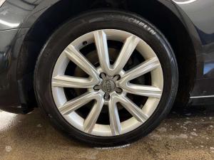 Black Audi A6 2014 in Vilnius, with an engine capacity of 2.97 L and mileage of 315 thousand km for 9317 €, photo 10 on AUTOMOTO.COM.LV