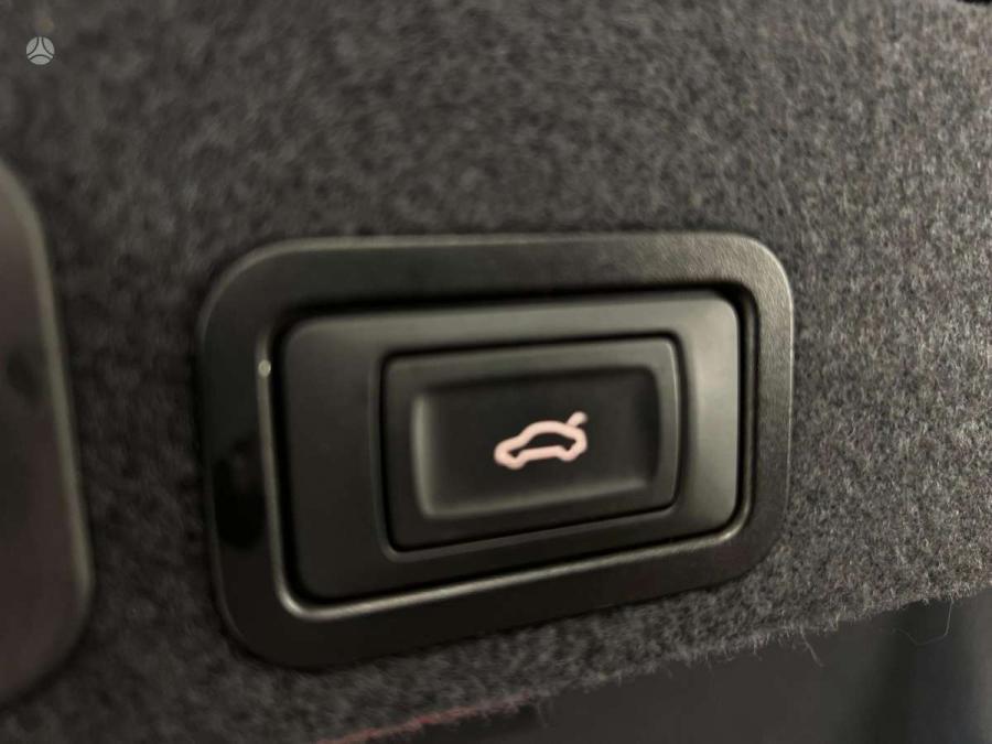 Black Audi A6 2014 in Vilnius, with an engine capacity of 2.97 L and mileage of 315 thousand km for 9317 €, photo 27 on AUTOMOTO.COM.LV
