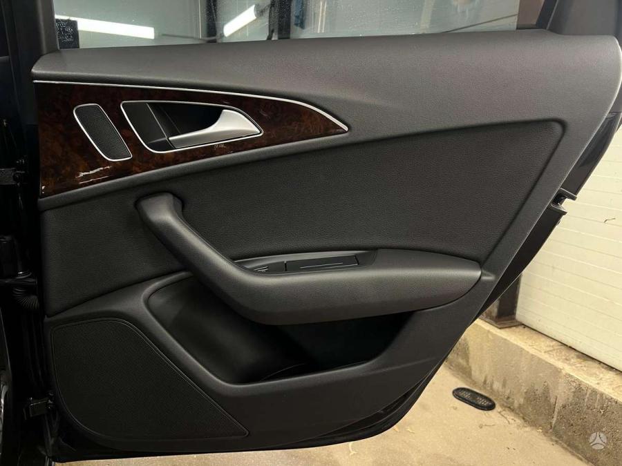 Black Audi A6 2014 in Vilnius, with an engine capacity of 2.97 L and mileage of 315 thousand km for 9317 €, photo 28 on AUTOMOTO.COM.LV