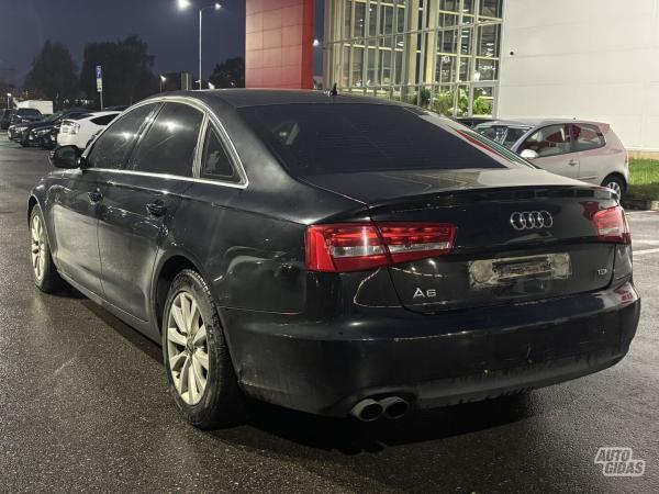 Melns Audi A6 2014 Kauņa, ar dzinēja tilpumu 2.00 L un nobraukumu 200 tūkst. km par 3100 €, foto 4 vietnē AUTOMOTO.COM.LV