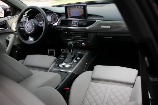 Black Audi A6 2015 in Tukums, with an engine capacity of 3.00 L and mileage of 235 thousand km for 18700 €, photo 9 on AUTOMOTO.COM.LV