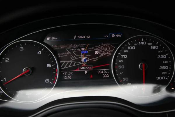 Black Audi A6 2015 in Tukums, with an engine capacity of 3.00 L and mileage of 235 thousand km for 18700 €, photo 10 on AUTOMOTO.COM.LV
