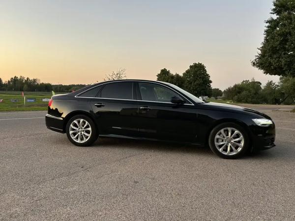 Black Audi A6 2016 in Grobiņa, with an engine capacity of 2.00 L and mileage of 246 thousand km for 16500 €, photo 2 on AUTOMOTO.COM.LV