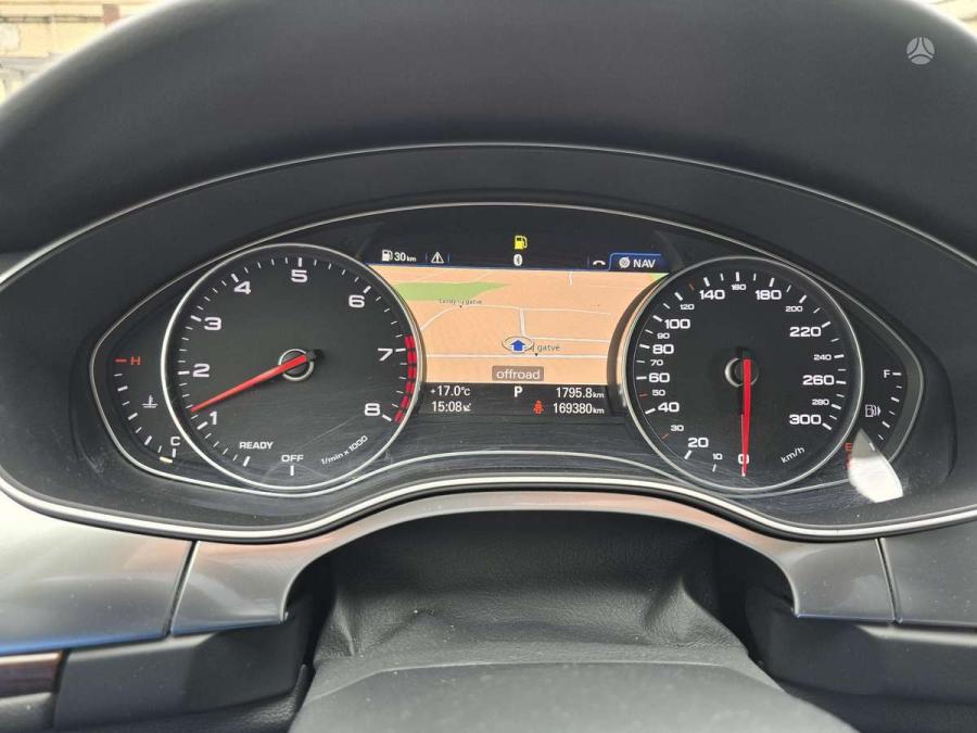 Black Audi A6 2016 in Kaunas, with an engine capacity of 1.98 L and mileage of 169 thousand km for 12600 €, photo 10 on AUTOMOTO.COM.LV