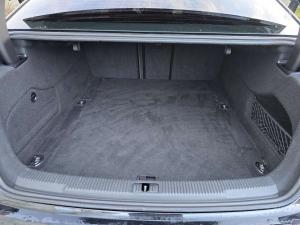 Black Audi A6 2016 in Kaunas, with an engine capacity of 1.98 L and mileage of 169 thousand km for 12600 €, photo 12 on AUTOMOTO.COM.LV