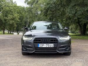 Black Audi A6 2016 in Riga, with an engine capacity of 2.00 L and mileage of 171 thousand km for 19300 €, photo 4 on AUTOMOTO.COM.LV