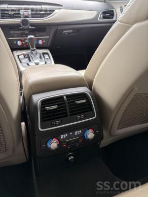 Black Audi A6 2016 in Riga, with an engine capacity of 2.00 L and mileage of 171 thousand km for 19300 €, photo 12 on AUTOMOTO.COM.LV