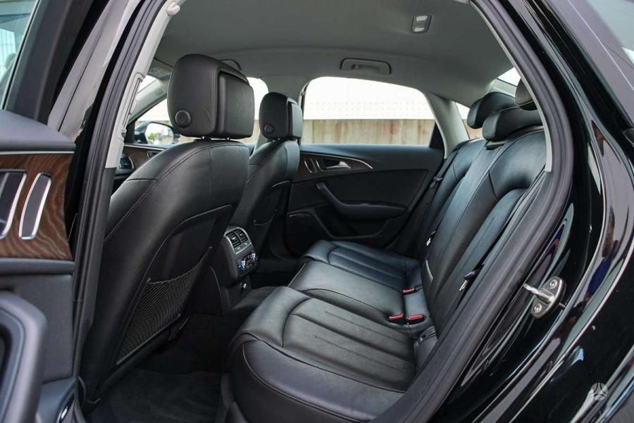 Black Audi A6 2016 in Kaunas, with an engine capacity of 1.97 L and mileage of 275 thousand km for 14450 €, photo 36 on AUTOMOTO.COM.LV