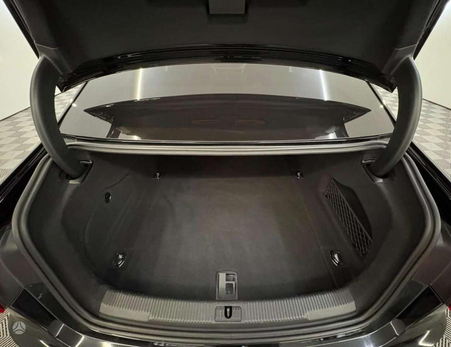 Black Audi A6 2016 in Marijampole, with an engine capacity of 1.97 L and mileage of 307 thousand km for 16500 €, photo 33 on AUTOMOTO.COM.LV