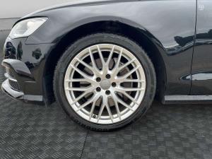 Black Audi A6 2016 in Klaipeda, with an engine capacity of 1.98 L and mileage of 165 thousand km for 13900 €, photo 18 on AUTOMOTO.COM.LV