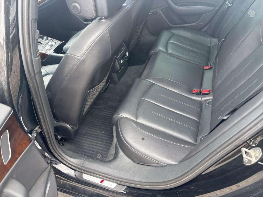 Black Audi A6 2017 in Klaipeda, with an engine capacity of 1.98 L and mileage of 170 thousand km for 7000 €, photo 10 on AUTOMOTO.COM.LV