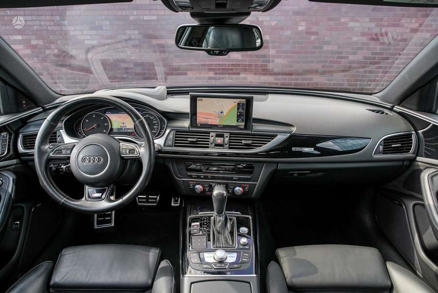 Black Audi A6 2017 in Marijampole, with an engine capacity of 2.97 L and mileage of 338 thousand km for 14450 €, photo 14 on AUTOMOTO.COM.LV