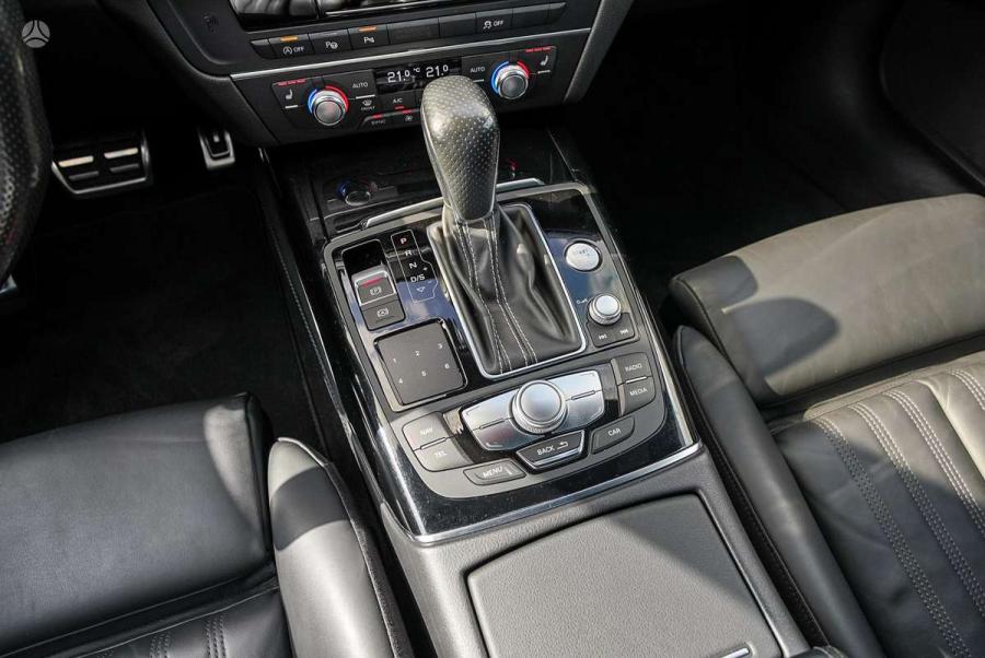 Black Audi A6 2017 in Marijampole, with an engine capacity of 2.97 L and mileage of 338 thousand km for 14450 €, photo 20 on AUTOMOTO.COM.LV