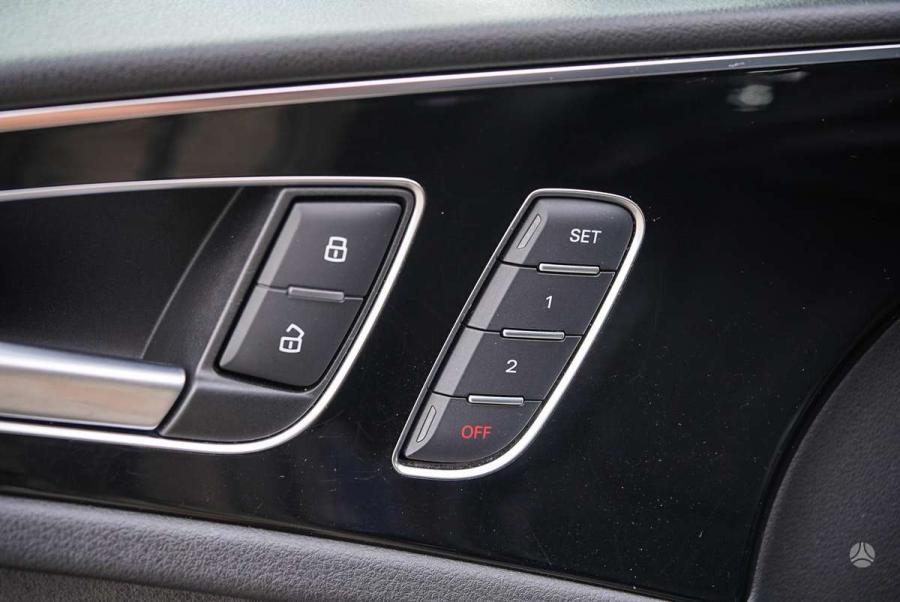 Black Audi A6 2017 in Marijampole, with an engine capacity of 2.97 L and mileage of 338 thousand km for 14450 €, photo 33 on AUTOMOTO.COM.LV