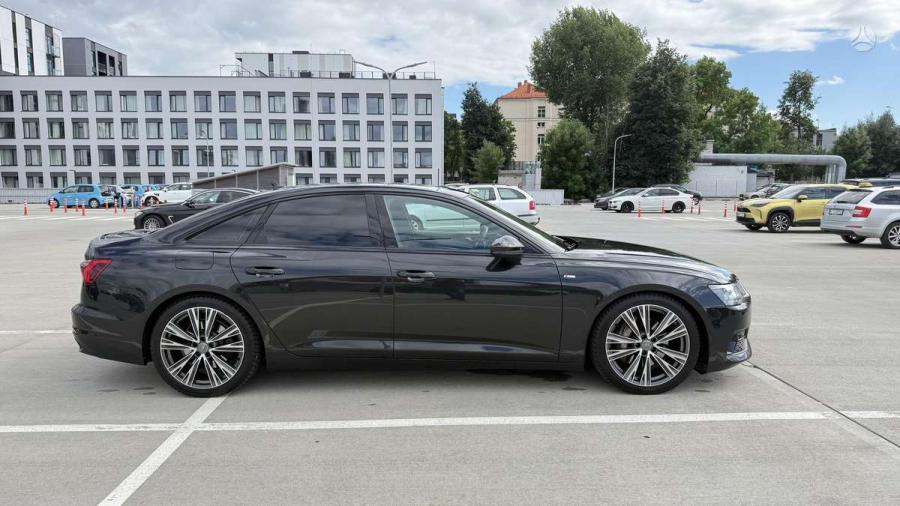 Black Audi A6 2018 in Vilnius, with an engine capacity of 3.00 L and mileage of 178 thousand km for 27500 €, photo 11 on AUTOMOTO.COM.LV