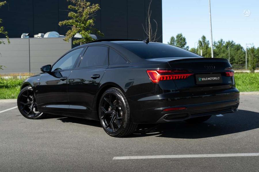 Black Audi A6 2018 in Vilnius, with an engine capacity of 2.97 L and mileage of 217 thousand km for 26000 €, photo 4 on AUTOMOTO.COM.LV
