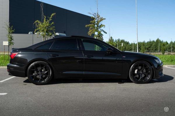 Black Audi A6 2018 in Vilnius, with an engine capacity of 2.97 L and mileage of 217 thousand km for 26000 €, photo 5 on AUTOMOTO.COM.LV