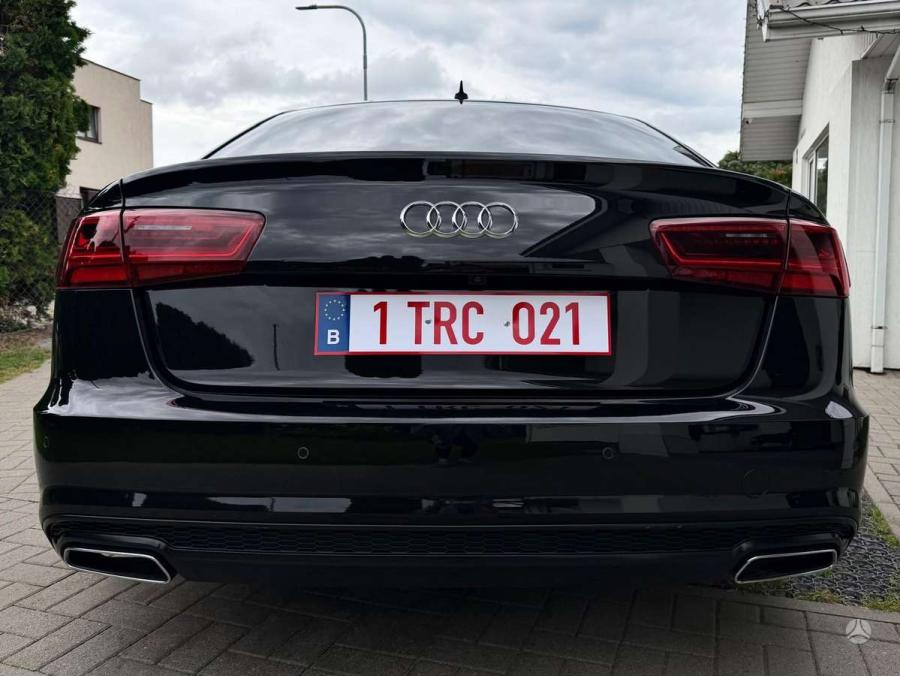 Black Audi A6 2018 in Kaunas, with an engine capacity of 2.00 L and mileage of 213 thousand km for 17350 €, photo 26 on AUTOMOTO.COM.LV