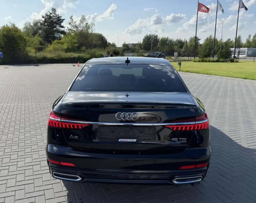 Black Audi A6 2018 in Telschi, with an engine capacity of 3.00 L and mileage of 224 thousand km for 19490 €, photo 9 on AUTOMOTO.COM.LV
