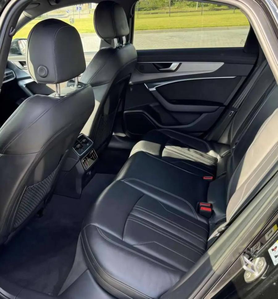 Black Audi A6 2018 in Telschi, with an engine capacity of 3.00 L and mileage of 224 thousand km for 19490 €, photo 20 on AUTOMOTO.COM.LV